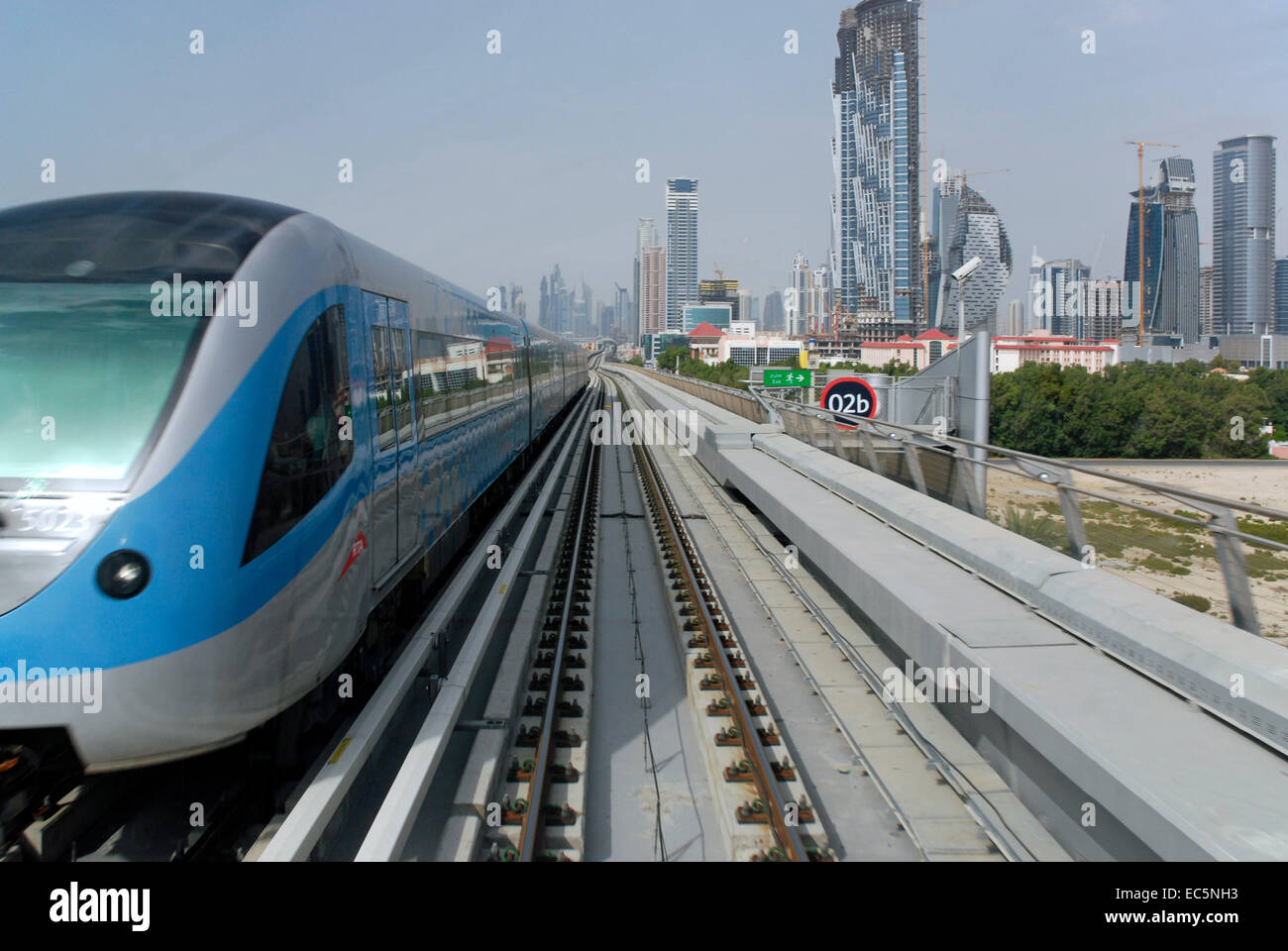 Dubai metro train trains hi-res stock photography and images - Alamy
