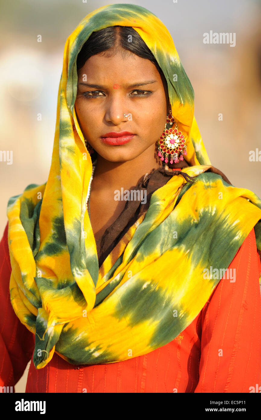Traditional indian woman Stock Photo - Alamy