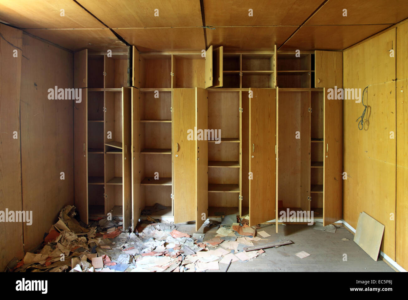 Destructive thing hi-res stock photography and images - Alamy