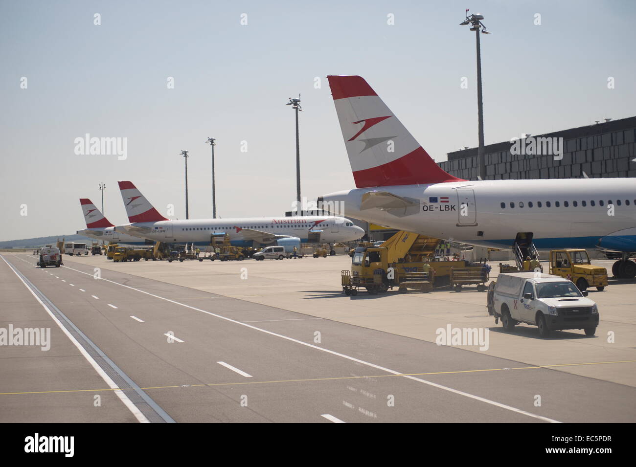 Vienna International Airport, Austrian Airlines Stock Photo - Alamy