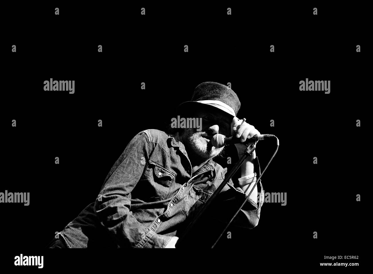 Rachid taha singer hi-res stock photography and images - Alamy