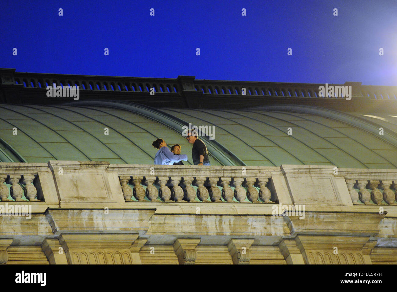 Hollywood filming of Mission Impossible V in Vienna on the opera ...