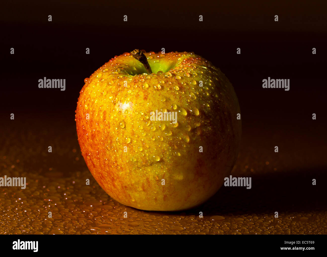 Apple items hi-res stock photography and images - Alamy
