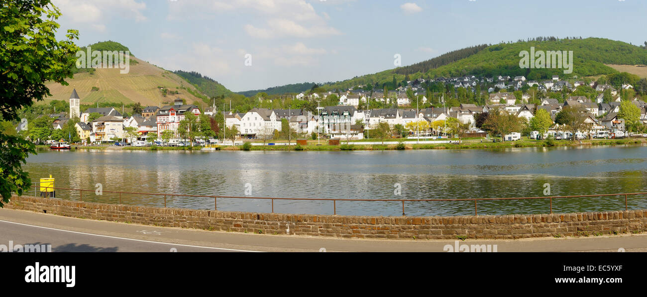 Bullay hi-res stock photography and images - Alamy