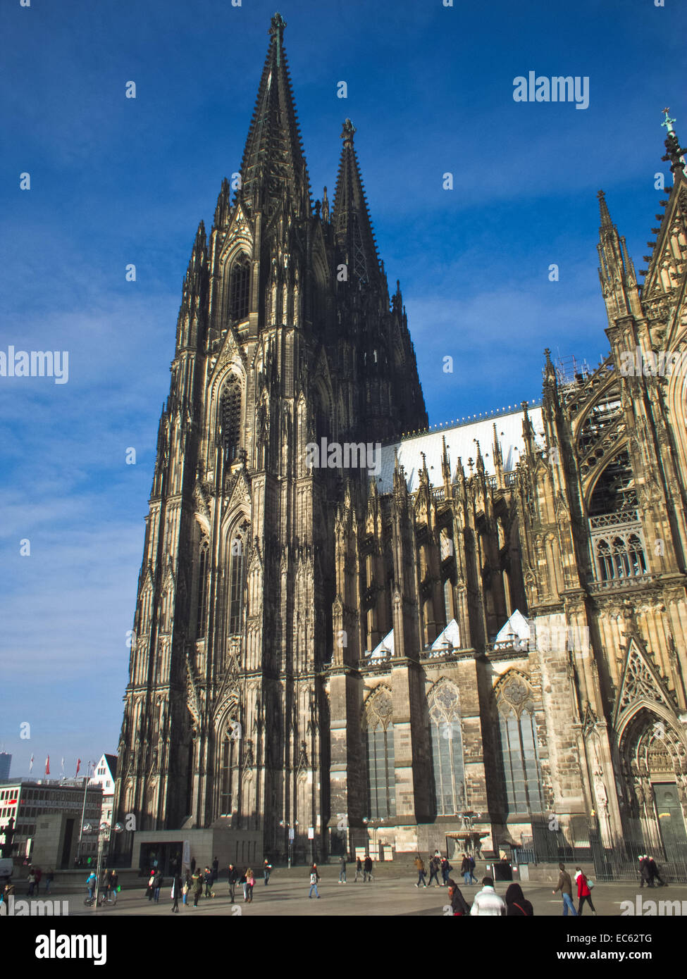 Historic building cologne cathedral hi-res stock photography and images ...