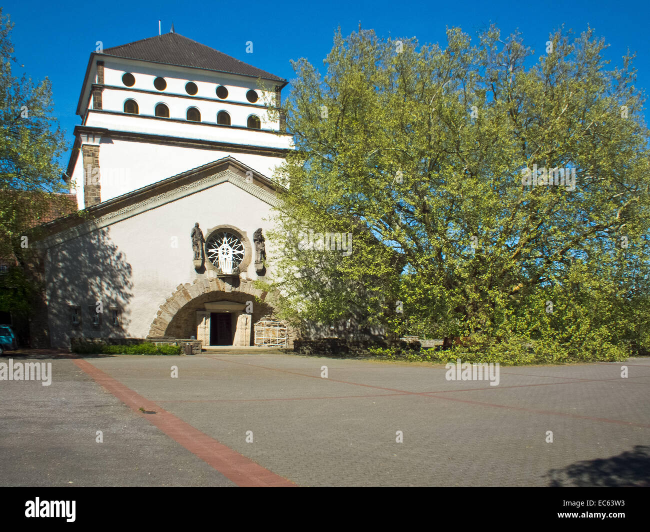 Mourning hall hi-res stock photography and images - Alamy