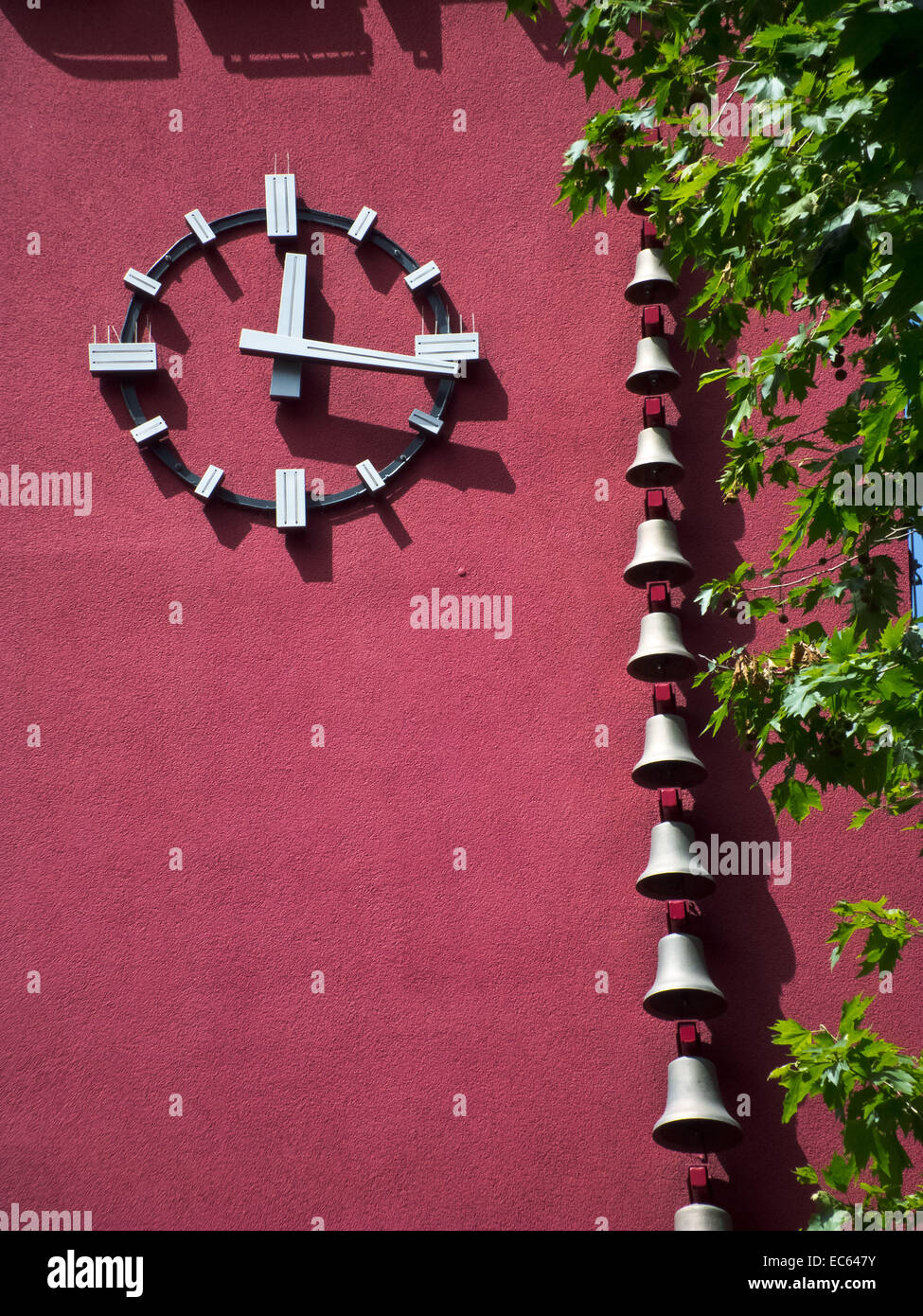 Carillion bells hi-res stock photography and images - Alamy