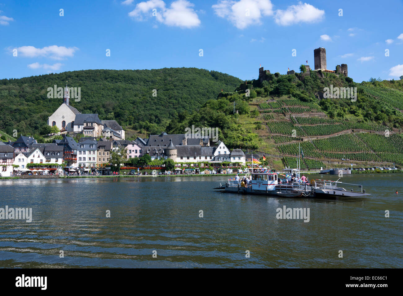 View across the Moselle River towards Beilstein, Moselle, district ...