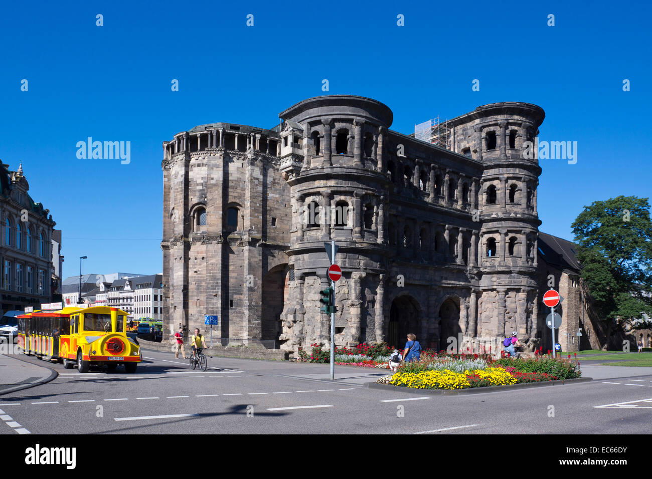 Porta Nigra, Roman city gate, landmark of Trier and UNESCO world ...