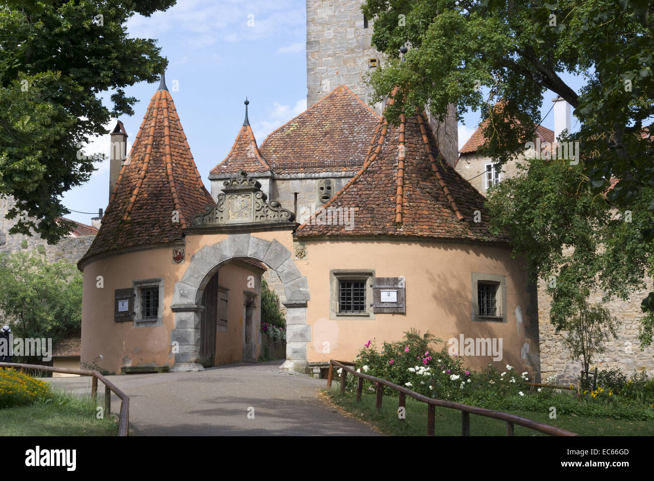 The Castle Gate, Rothenburg ob der Tauber, district Ansbach, Franconia ...