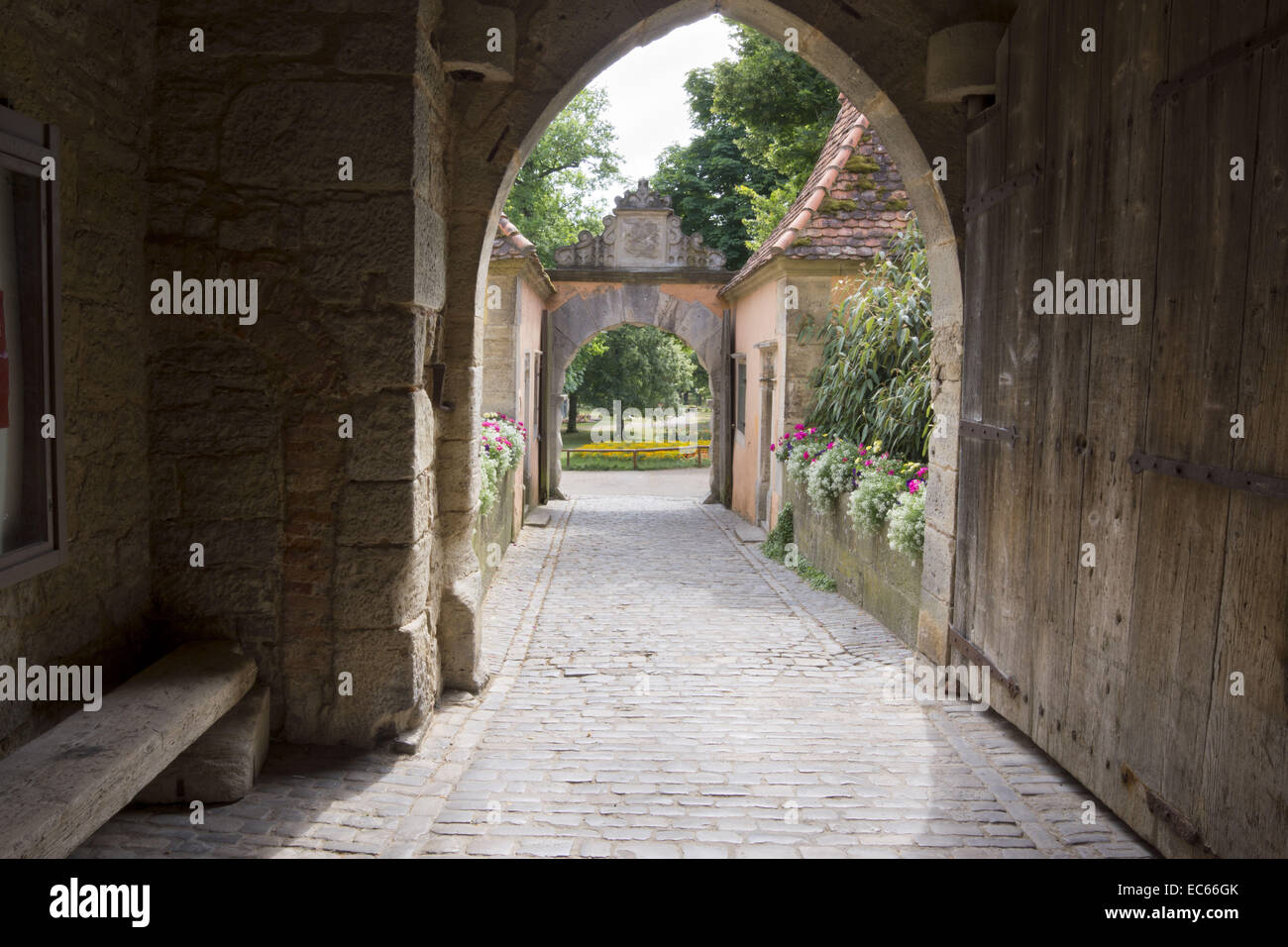 The Castle Gate, Rothenburg ob der Tauber, district Ansbach, Franconia ...