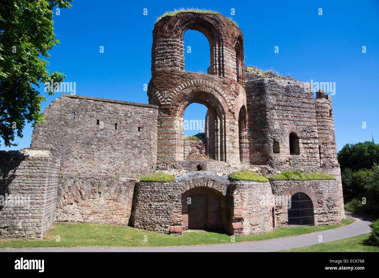 Roman public bath kaiserthermen hi-res stock photography and images - Alamy