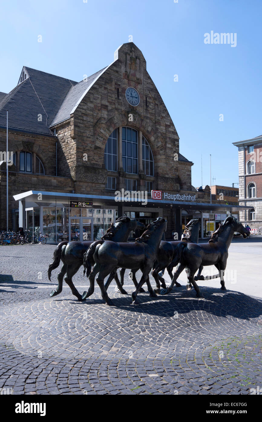 Aachen central station hi-res stock photography and images - Alamy