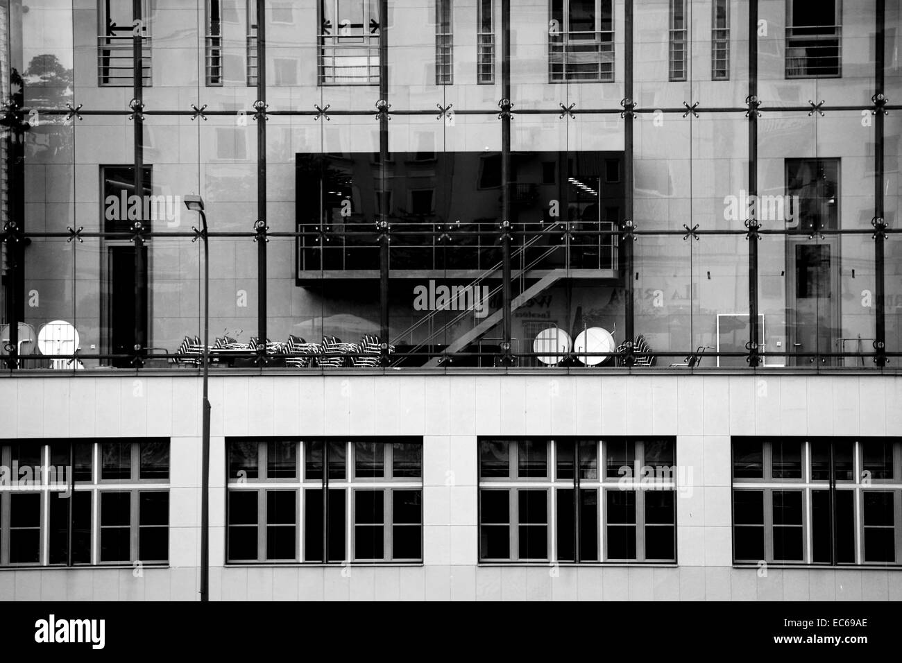 Houses behind Black and White Stock Photos & Images - Alamy