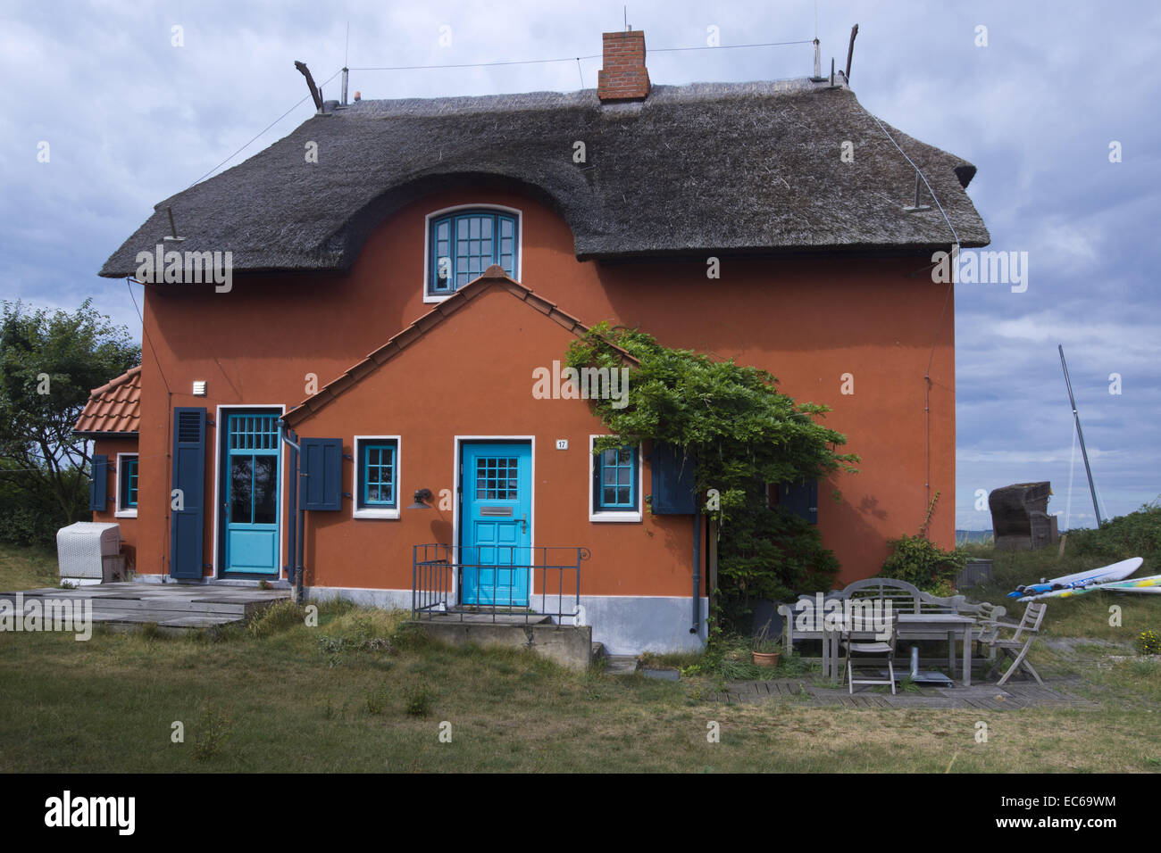 Thatched house, Heiligenhafen-Graswarden, district Ostholstein ...
