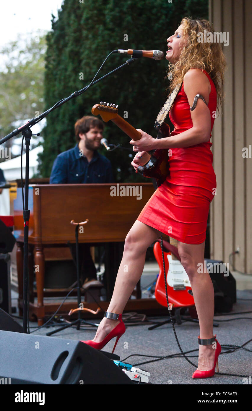 Ana popovic hi-res stock photography and images - Alamy