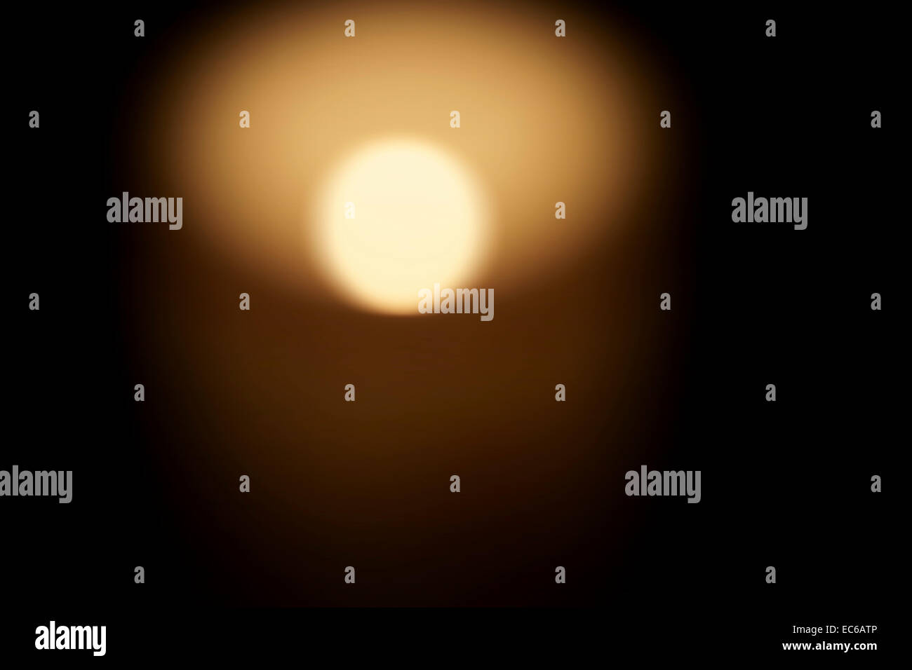 Diffuse lighting hi-res stock photography and images - Alamy