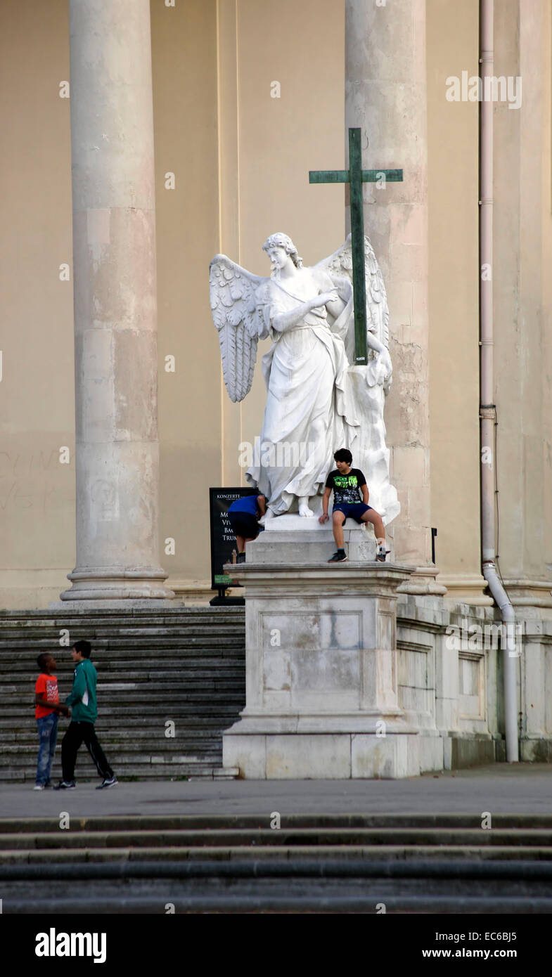 Play structures hi-res stock photography and images - Alamy