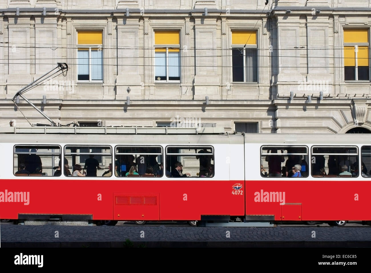 Vienna mobile building center hi-res stock photography and images - Alamy