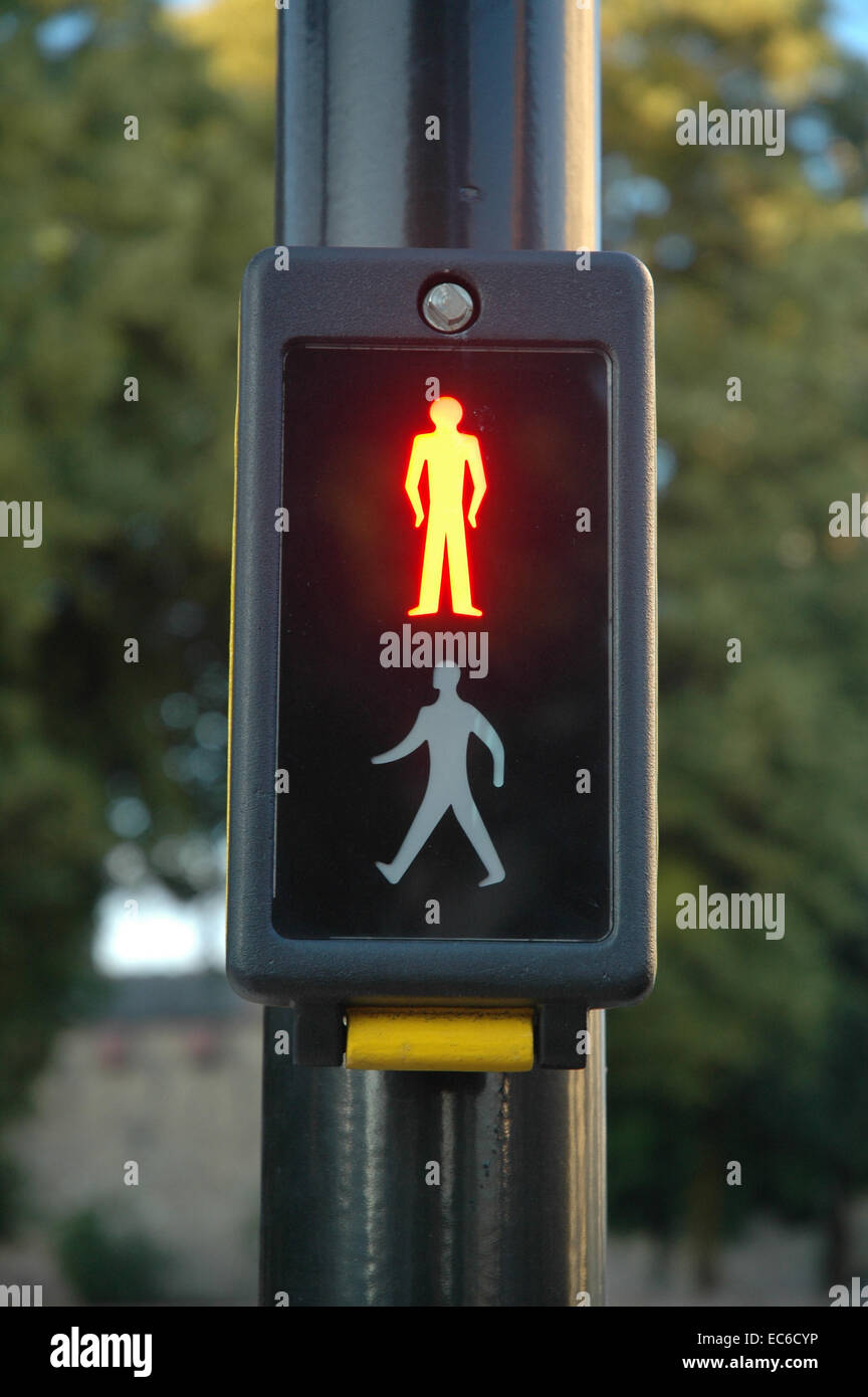 Red Man at a pedestrian crossing Stock Photo - Alamy