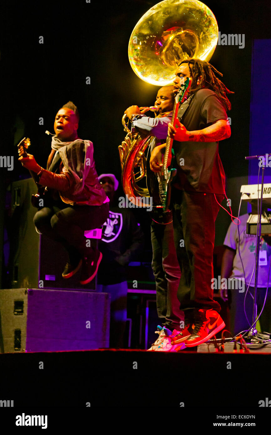 THE ROOTS preform on the main stage of the MONTEREY JAZZ FESTIVAL Stock ...