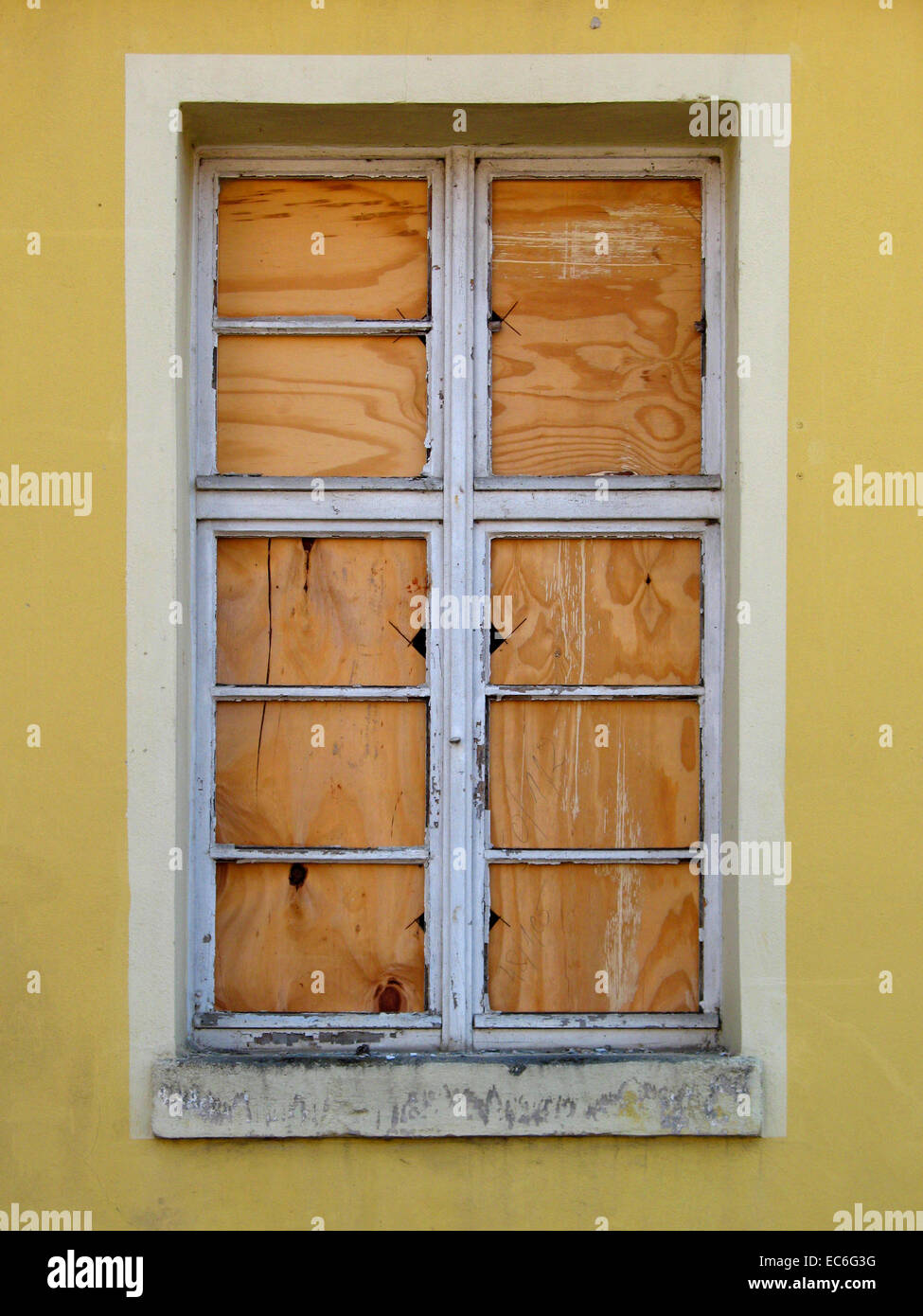 Boarded up Window Stock Photo - Alamy