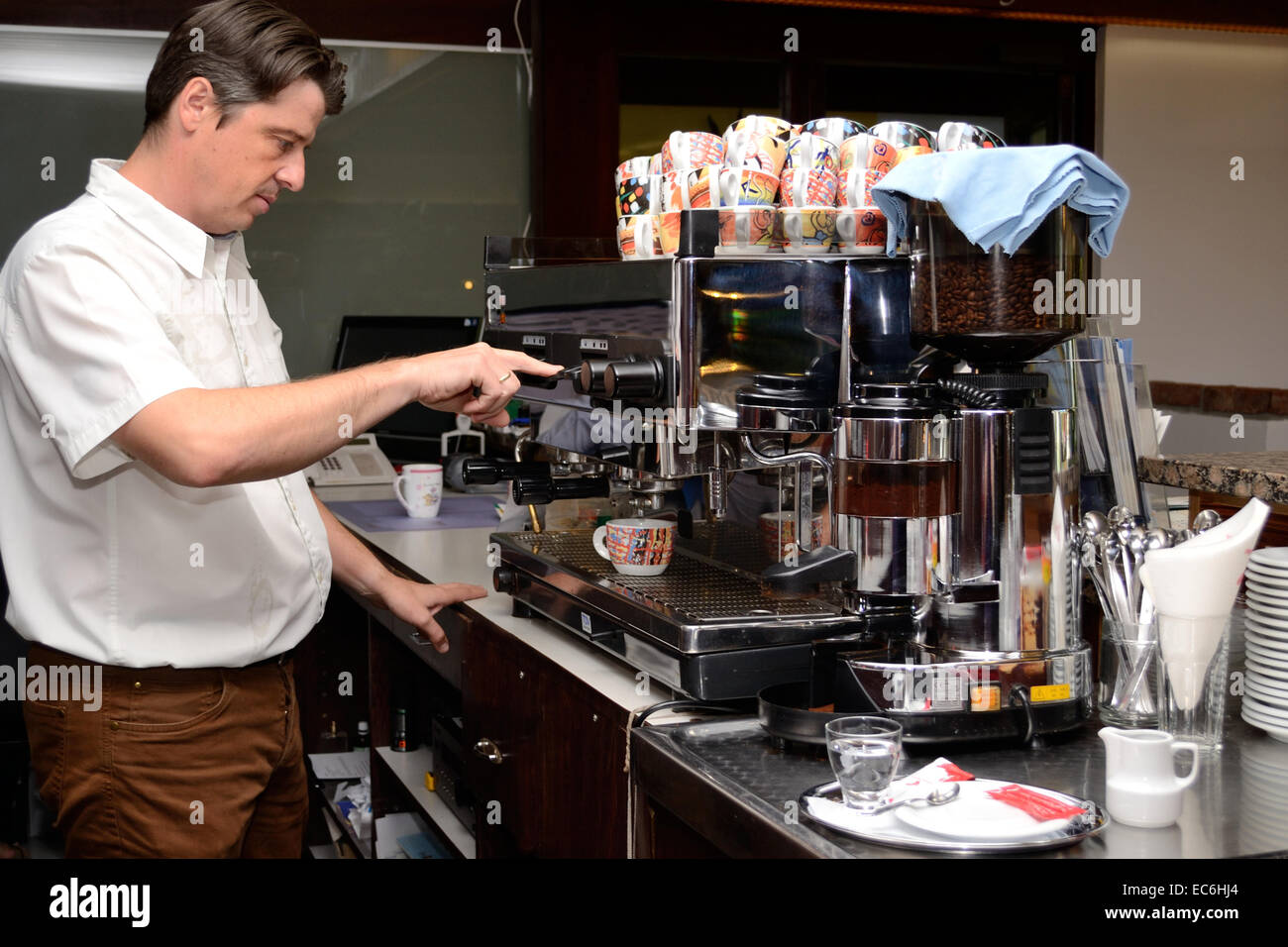 Waiter and waitress busy hi-res stock photography and images - Alamy
