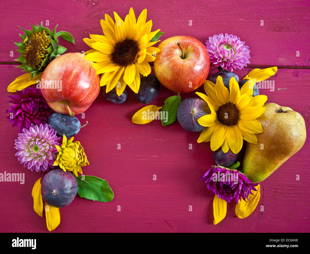 Rustic background for thanksgiving Stock Photo - Alamy
