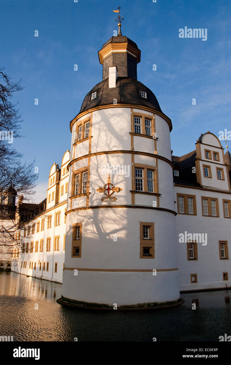 Corner tower hi-res stock photography and images - Alamy