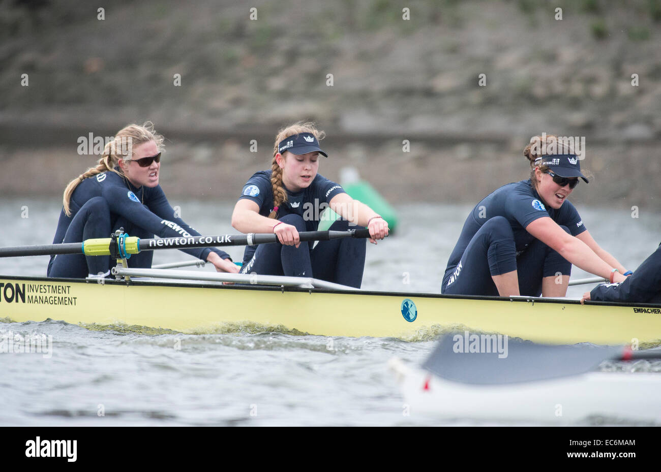 River Thames, London, UK. 9th December, 2014. Putney (start) and ...
