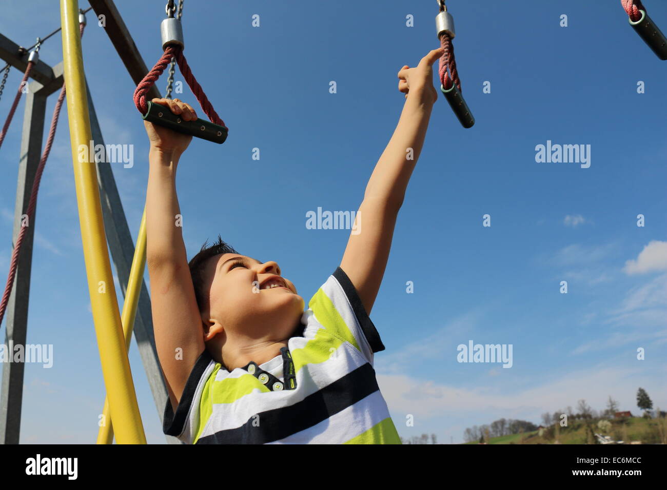 Rope climb school hi-res stock photography and images - Alamy