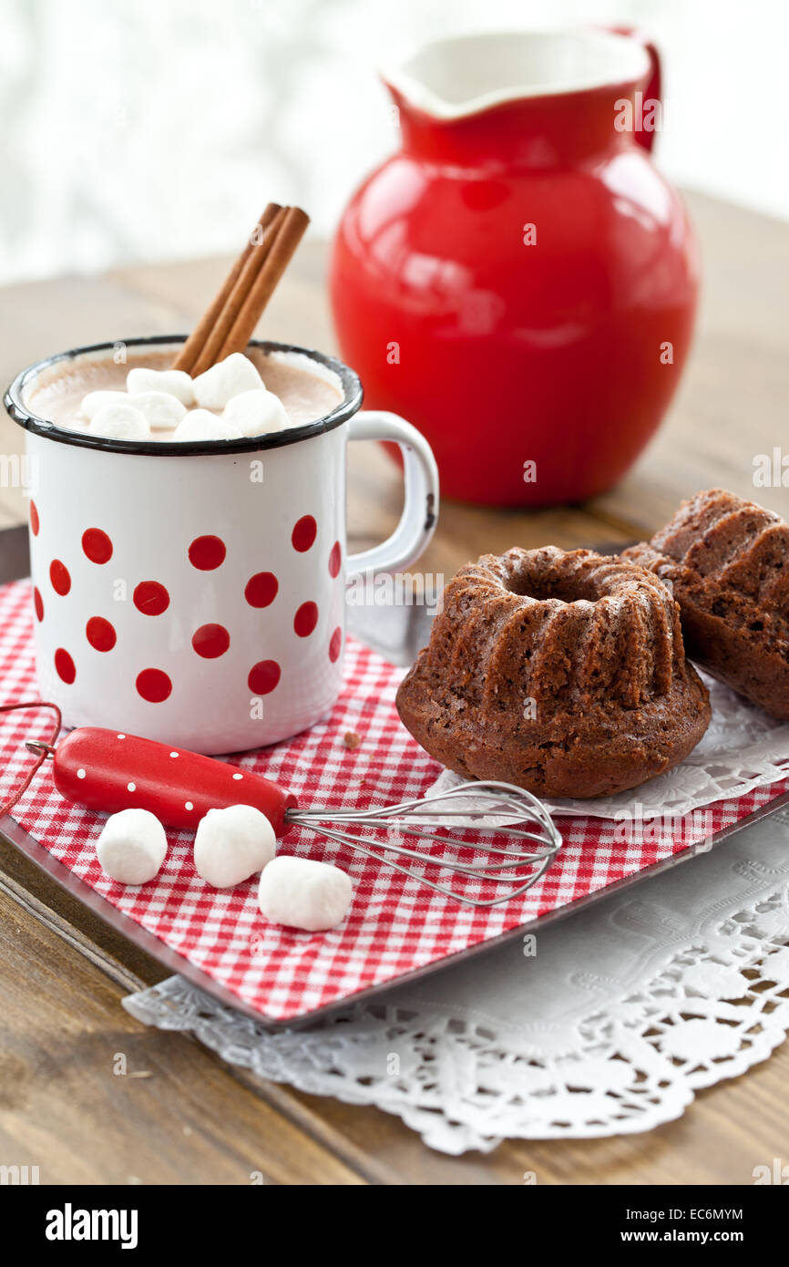 Miniature chocolate pot hi-res stock photography and images - Alamy