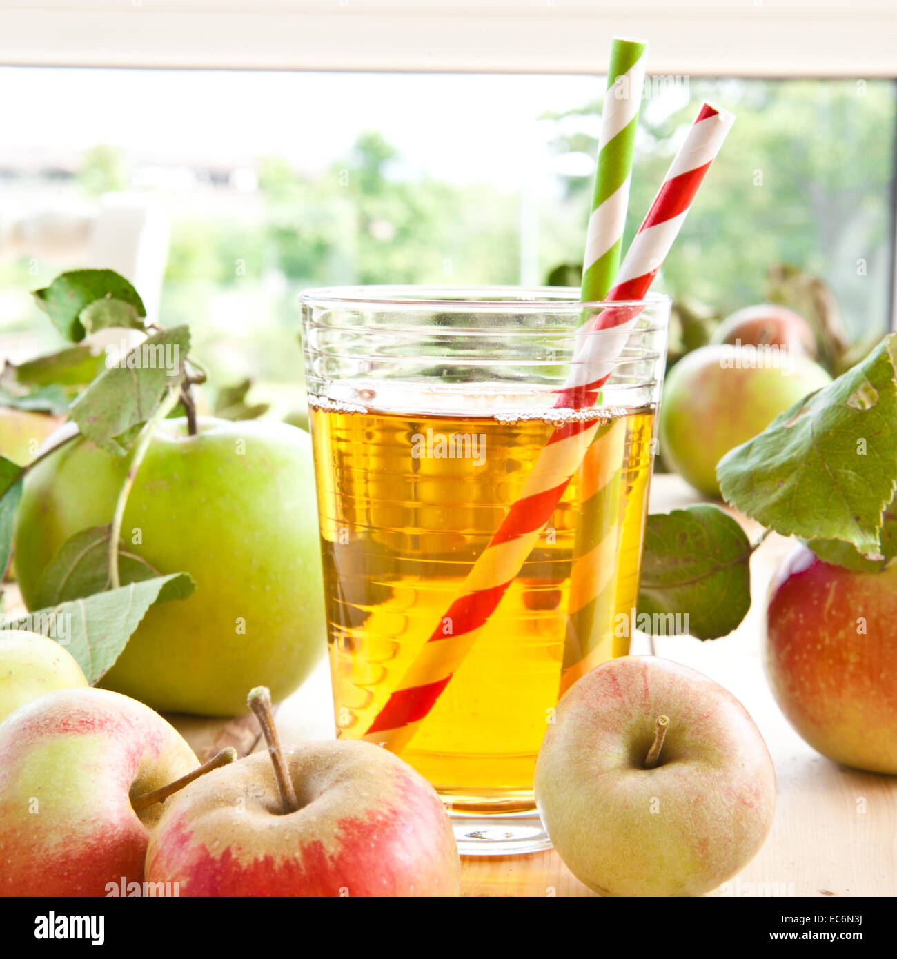 Fresh apple juice hi-res stock photography and images - Alamy