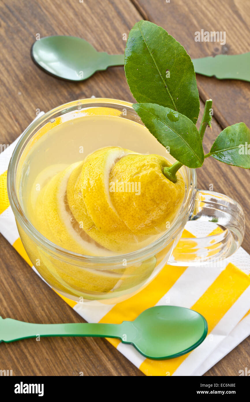 Lemon tea in a glass mug Stock Photo - Alamy