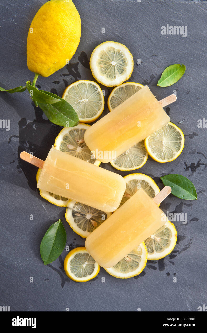 Homemade lemon popsicles Stock Photo - Alamy