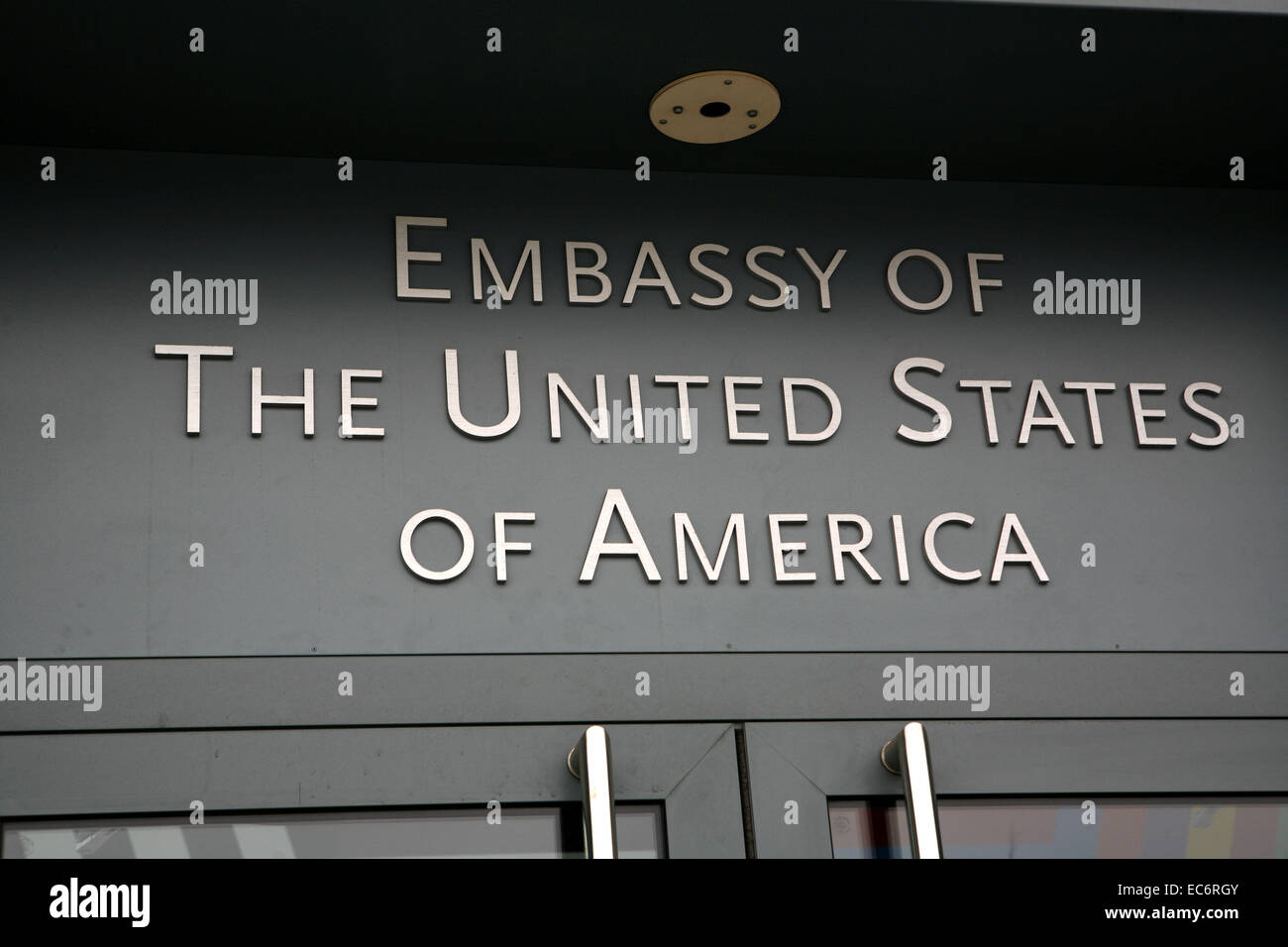 Embassy of the united states of america hi-res stock photography and ...