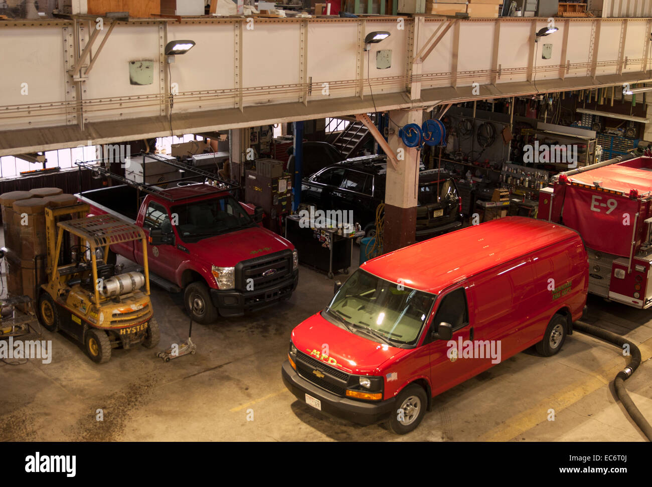 Milwaukee Fire Department equipment maintenance garage Stock Photo - Alamy