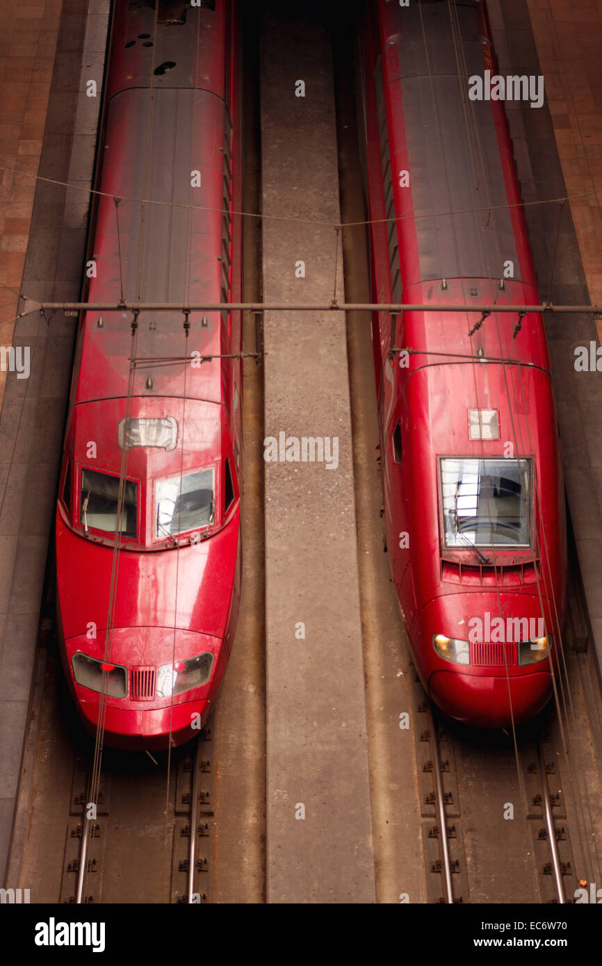 High speed trains hi-res stock photography and images - Alamy