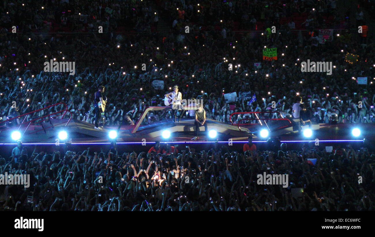One Direction at Wembley London England Featuring: Harry Styles,Zayn ...