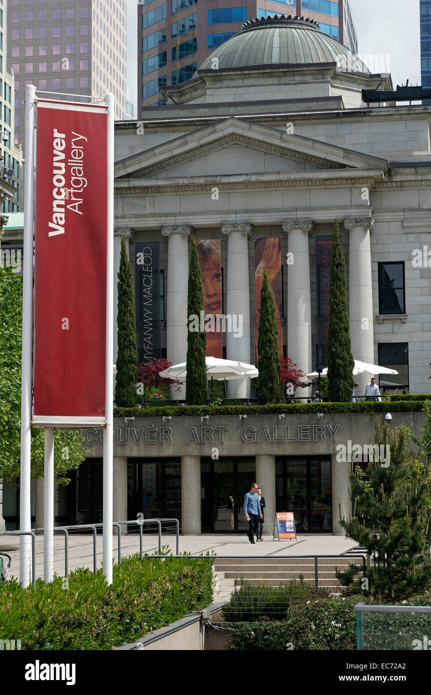 Main Entrance to the Vancouver Art Gallery on Robson Square, Vancouver ...