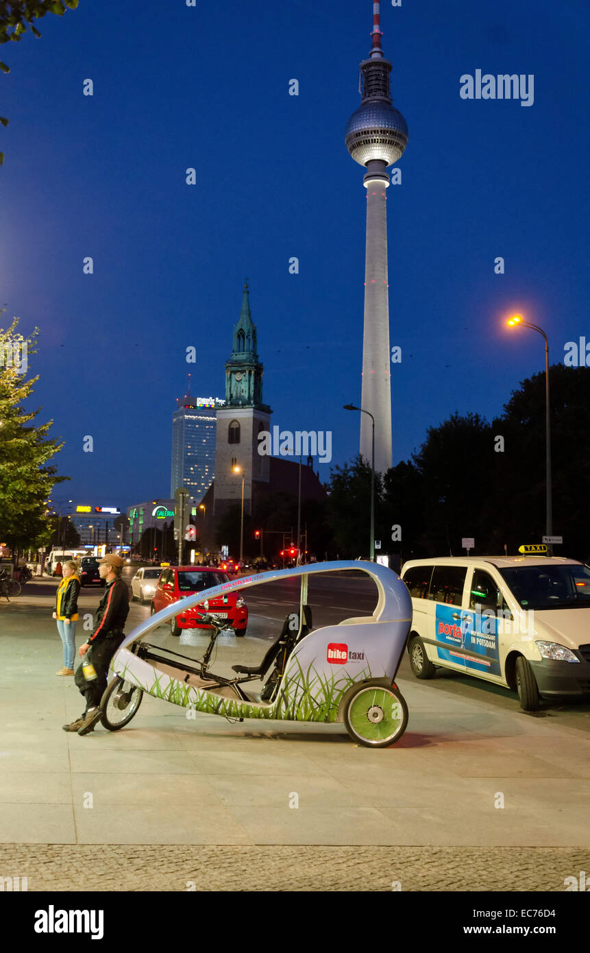 Taxi berlin hi-res stock photography and images - Alamy