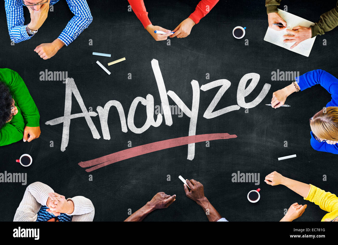 People analyze hi-res stock photography and images - Alamy