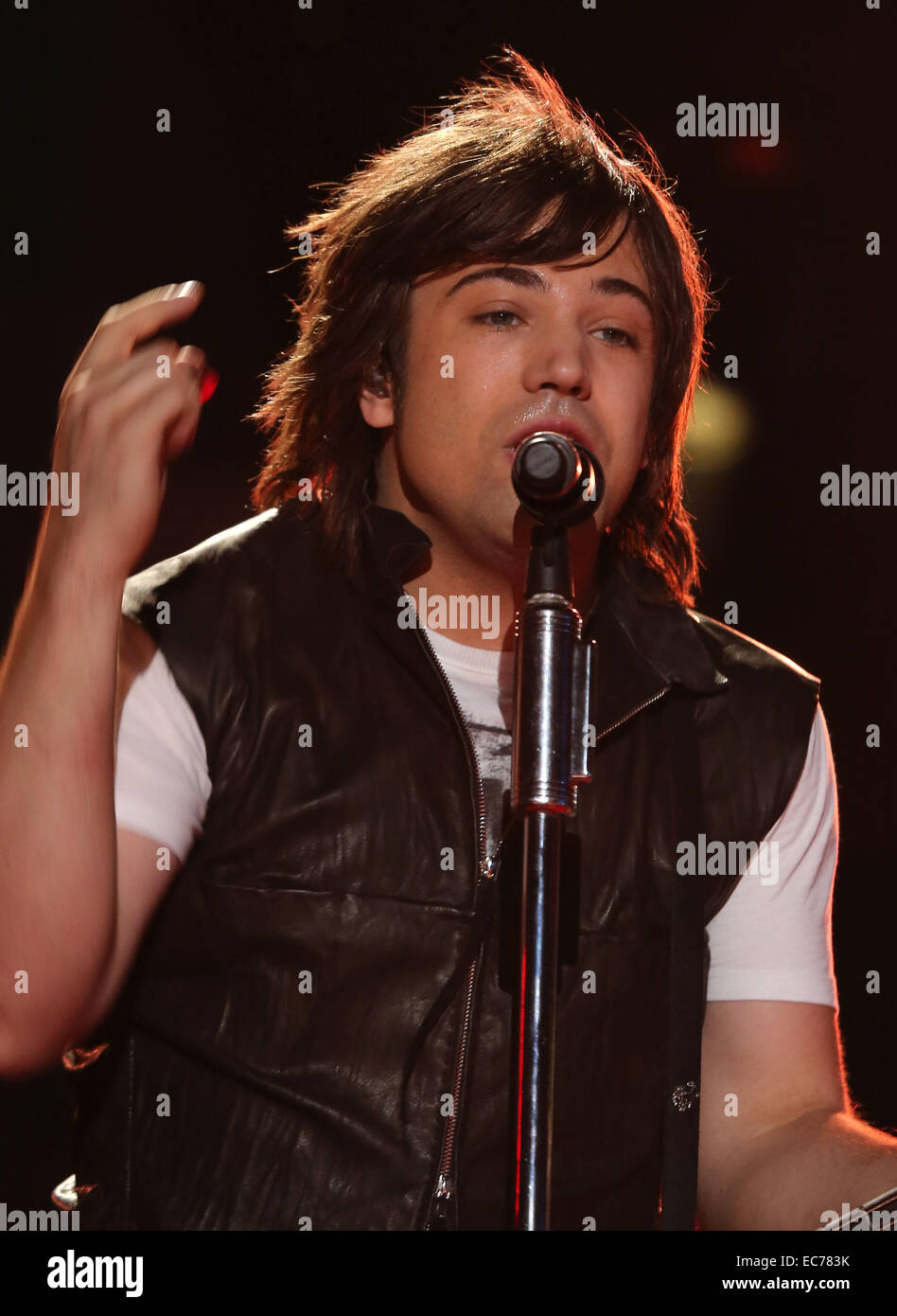 The Band Perry performs at LP Field on night 2 of the 2014 CMA Music ...