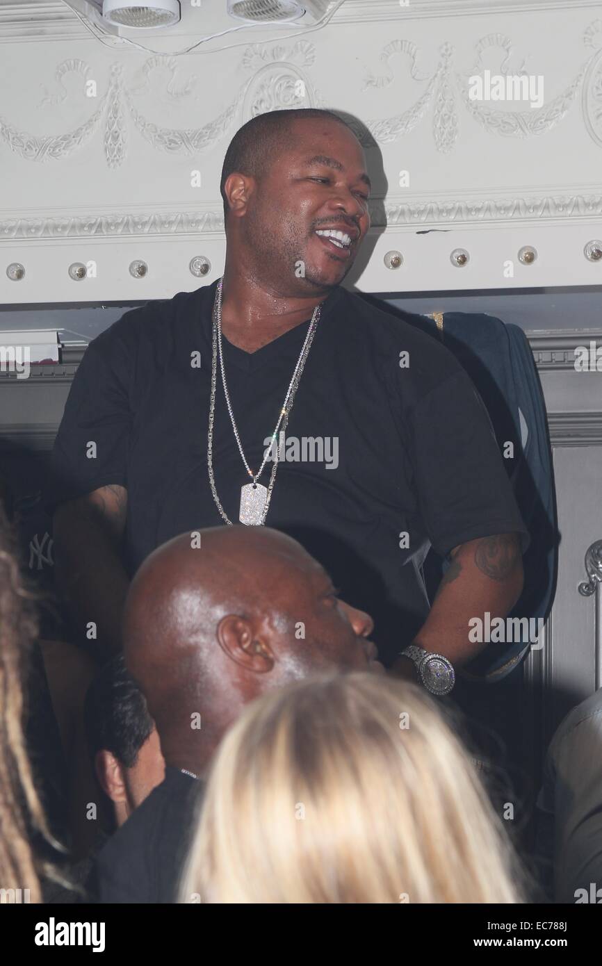 Rapping Microphone High Resolution Stock Photography and Images - Alamy