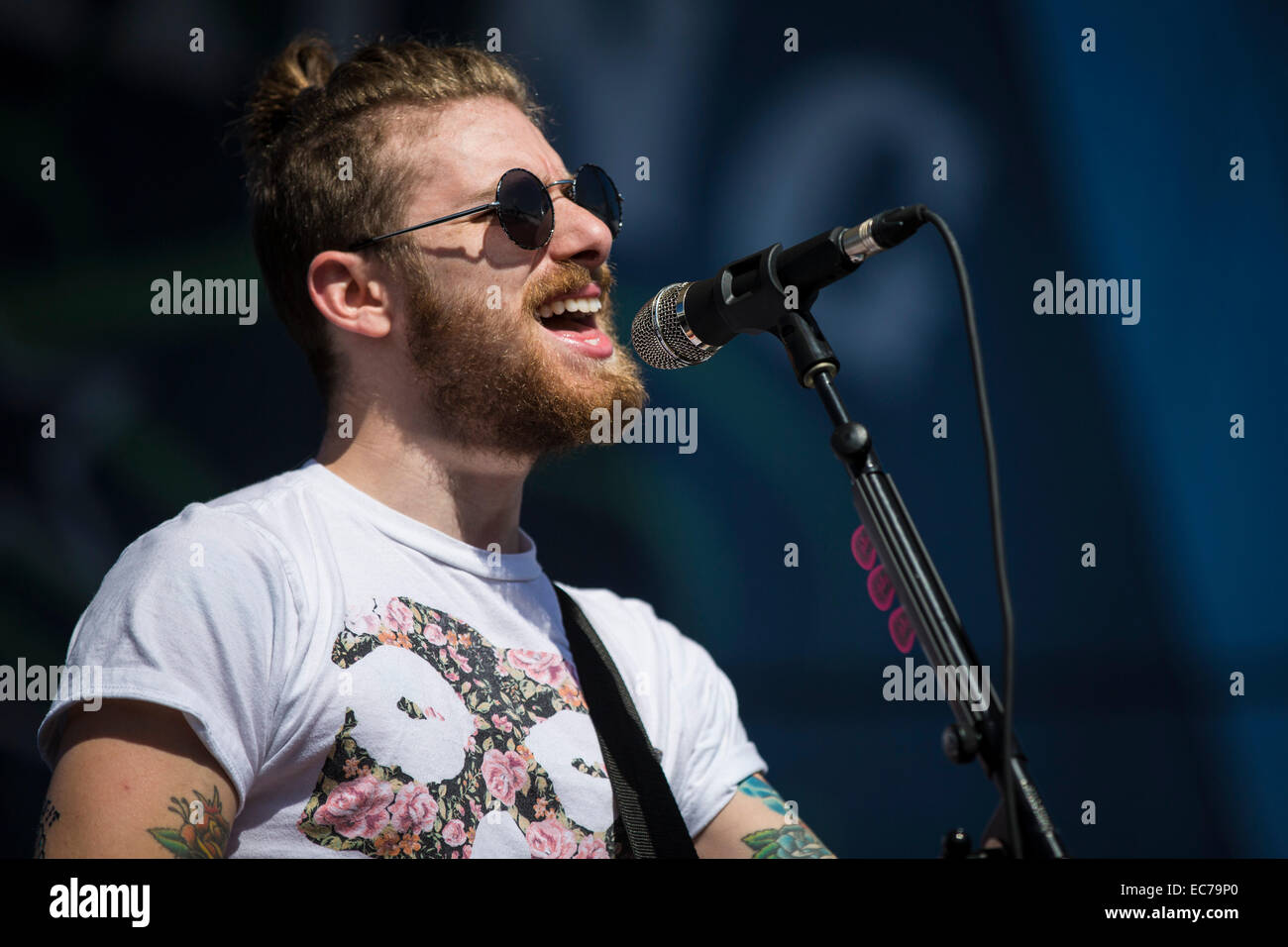 St Petersburg, Florida, USA. 6th Dec, 2014. DYLAN SCOTT of 'Young ...