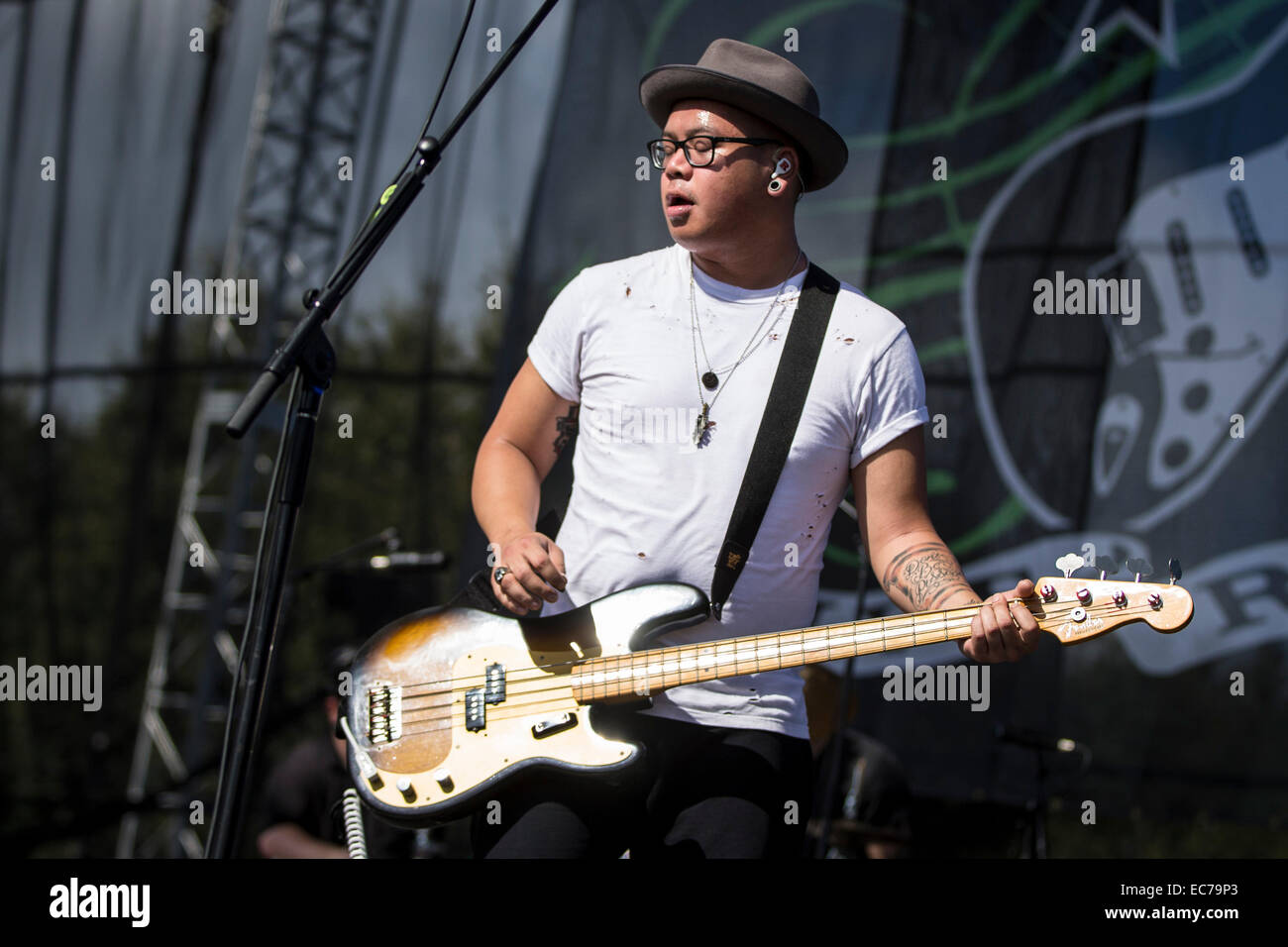 St Petersburg, Florida, USA. 6th Dec, 2014. JULIAN DIMAGIBA of 'Young ...