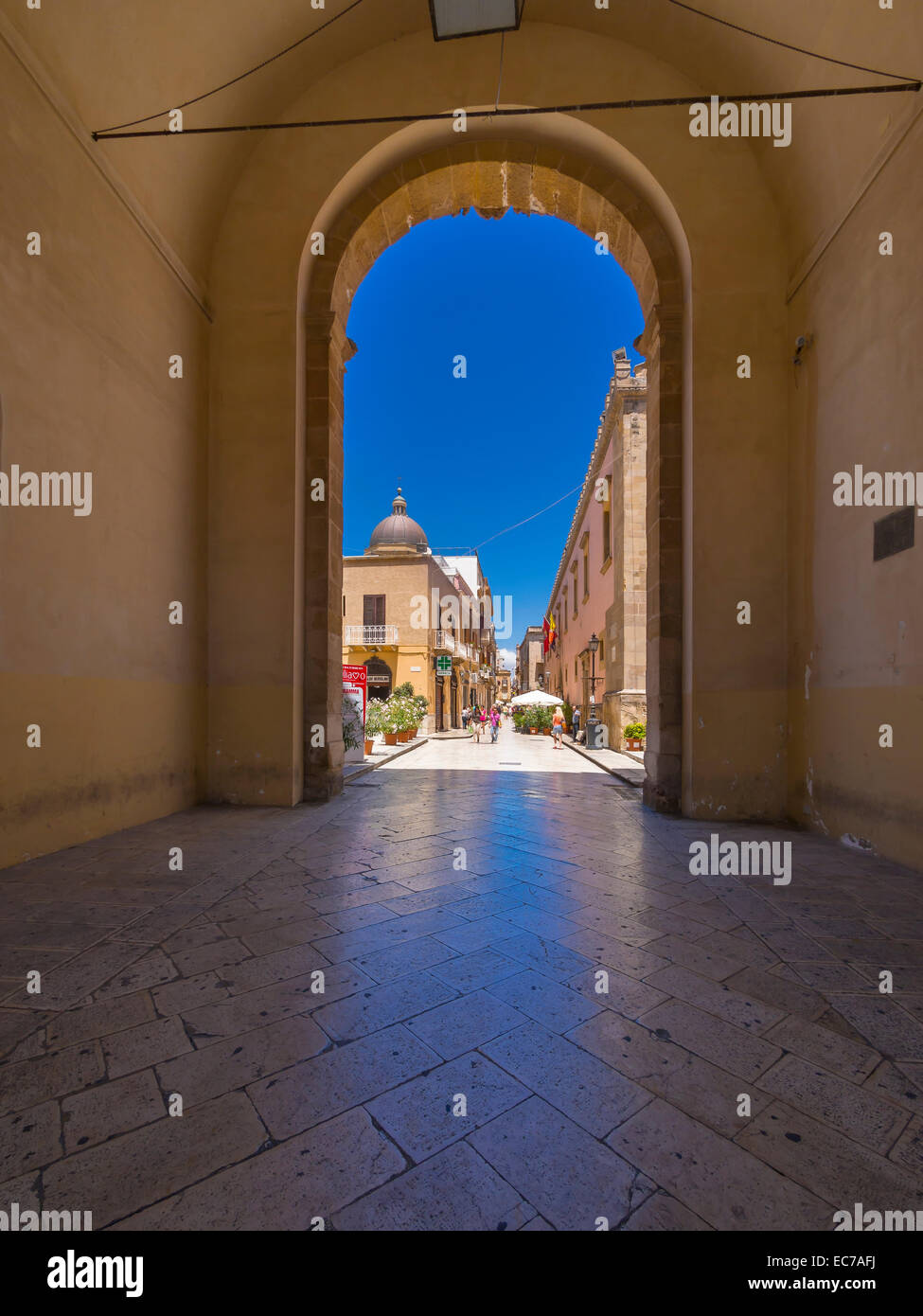 Italy, Sicily, Province of Trapani, Marsala, Old town, Town gate Stock ...