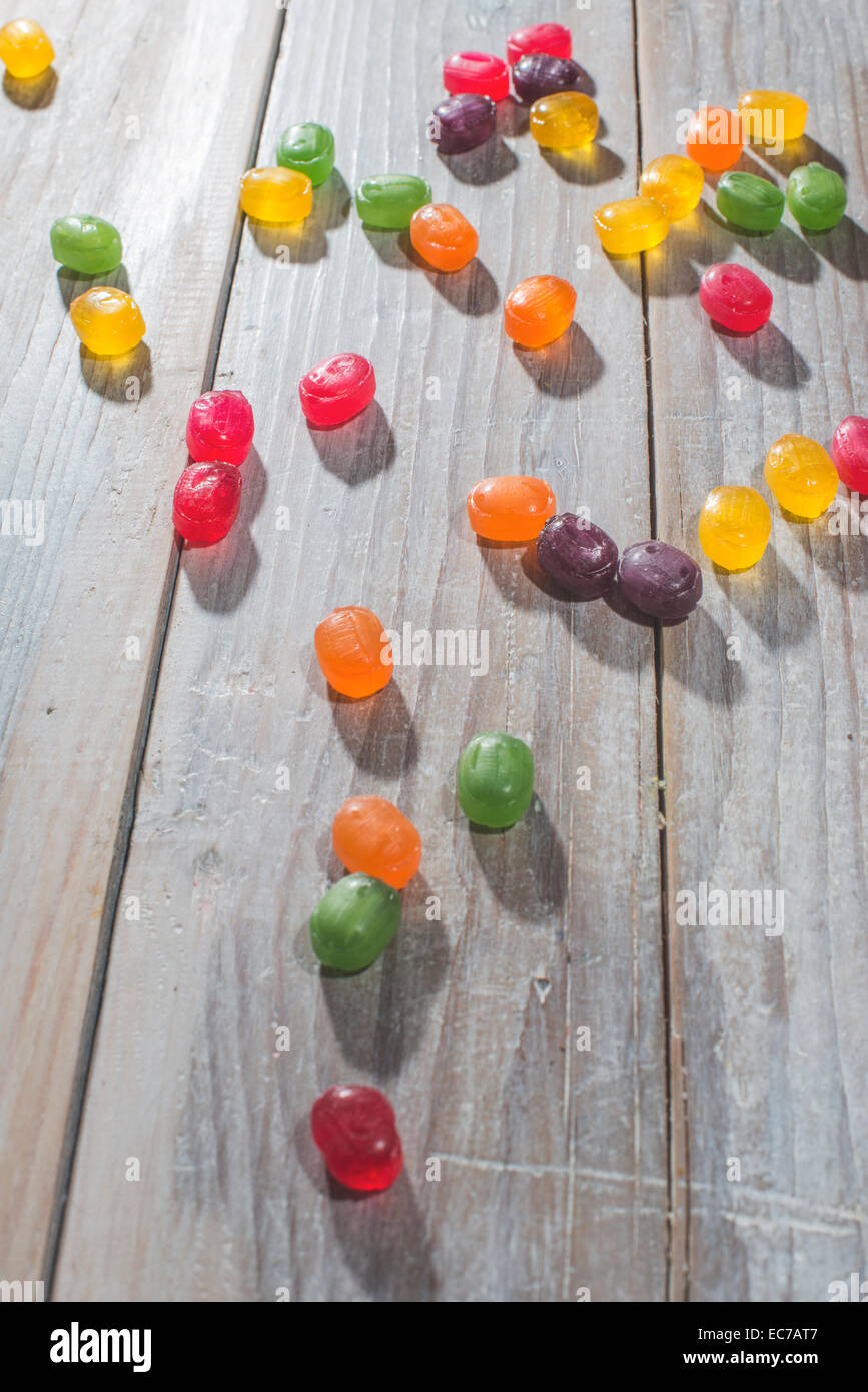 Scattered candy hi-res stock photography and images - Alamy
