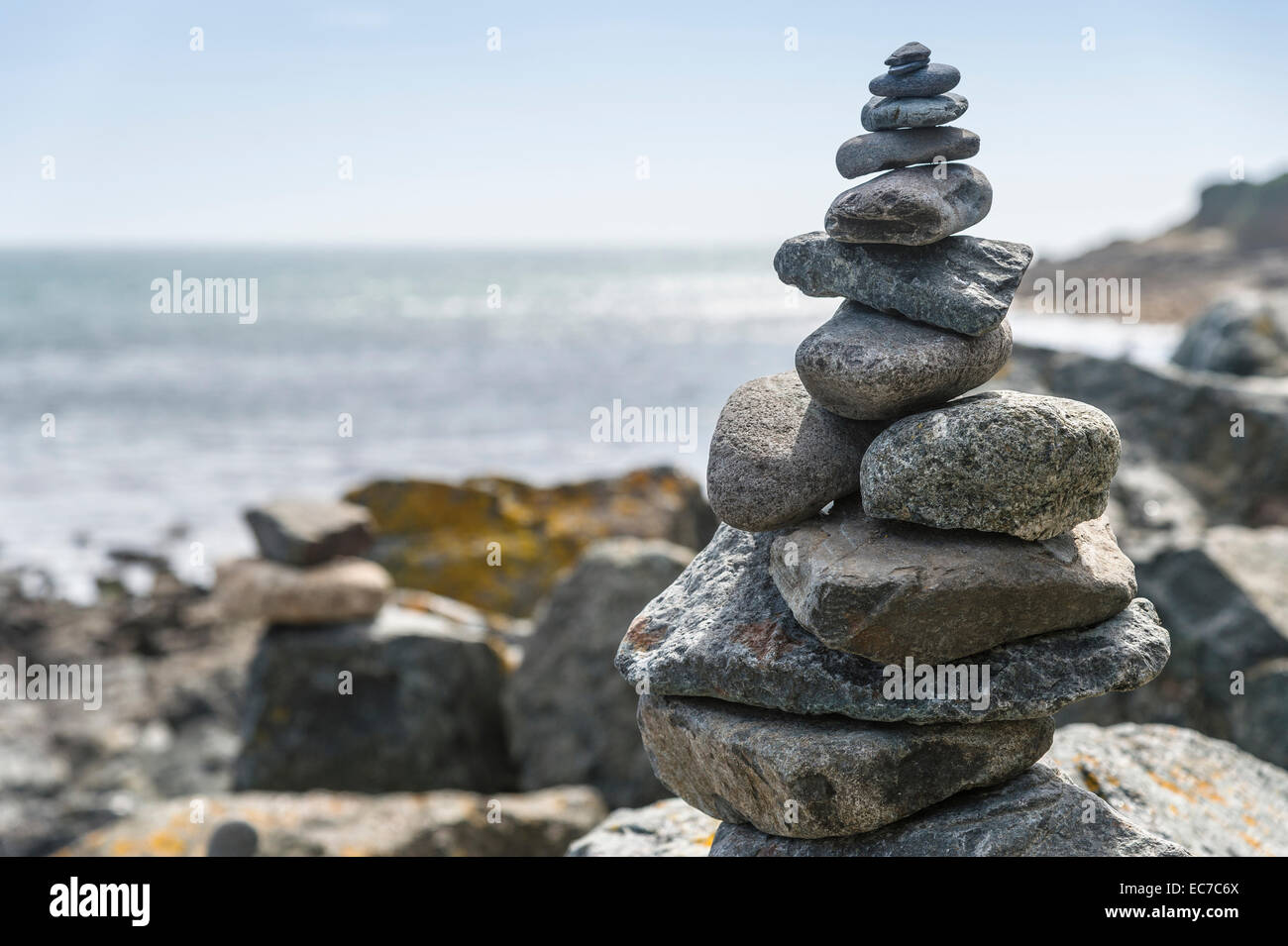 Small stone pyramid hi-res stock photography and images - Alamy