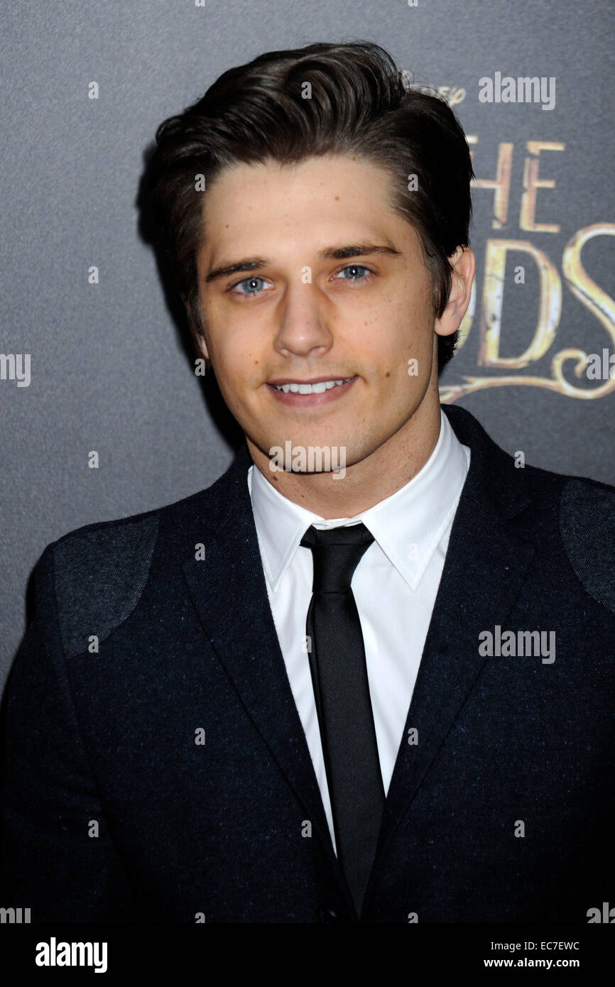 Andy Mientus attends the 'Into The Woods' world premiere at the ...